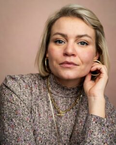 Holly Goss – The Artists Partnership